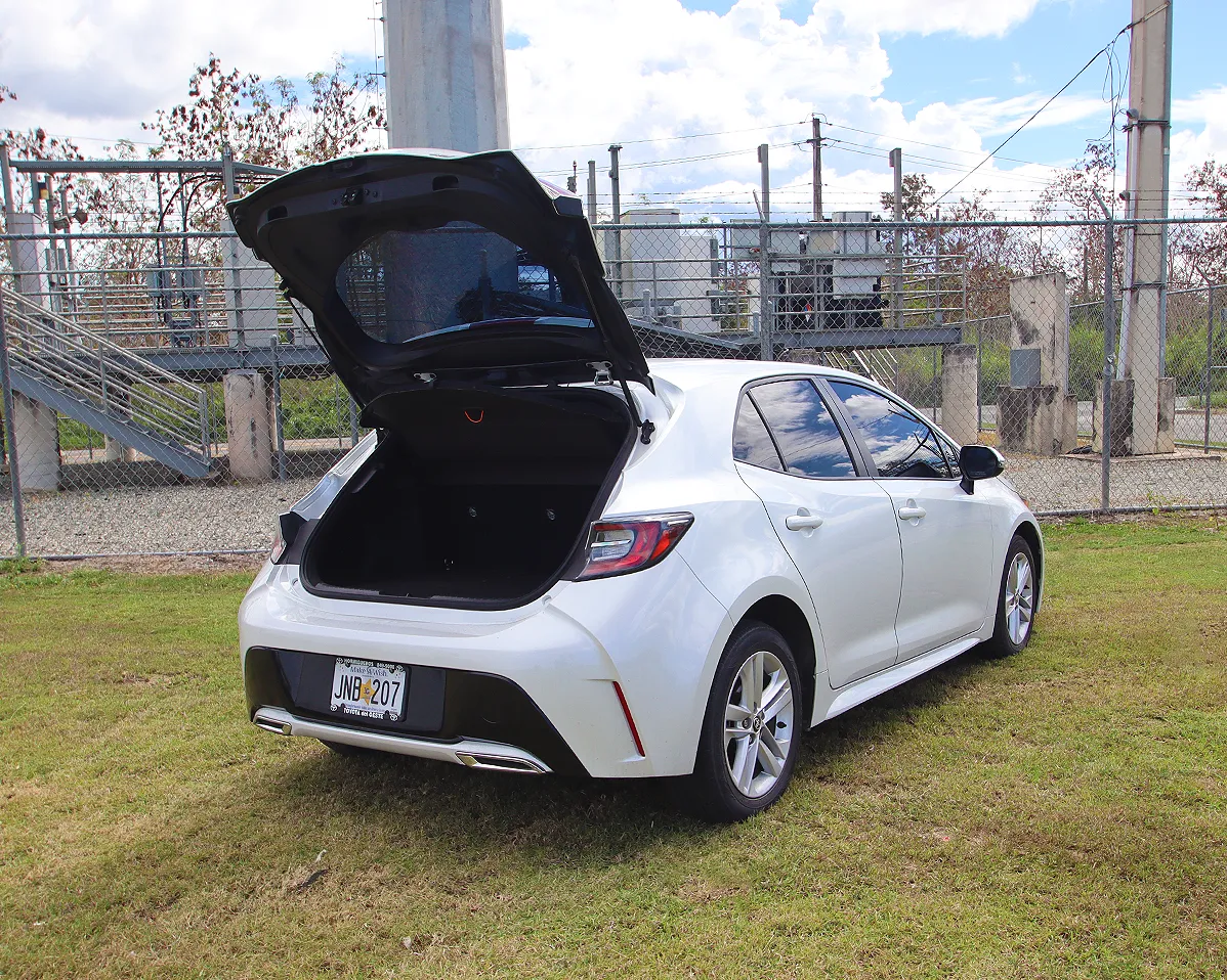 Toyota Corolla SE Hatchback - Wheels Damar Auto Group