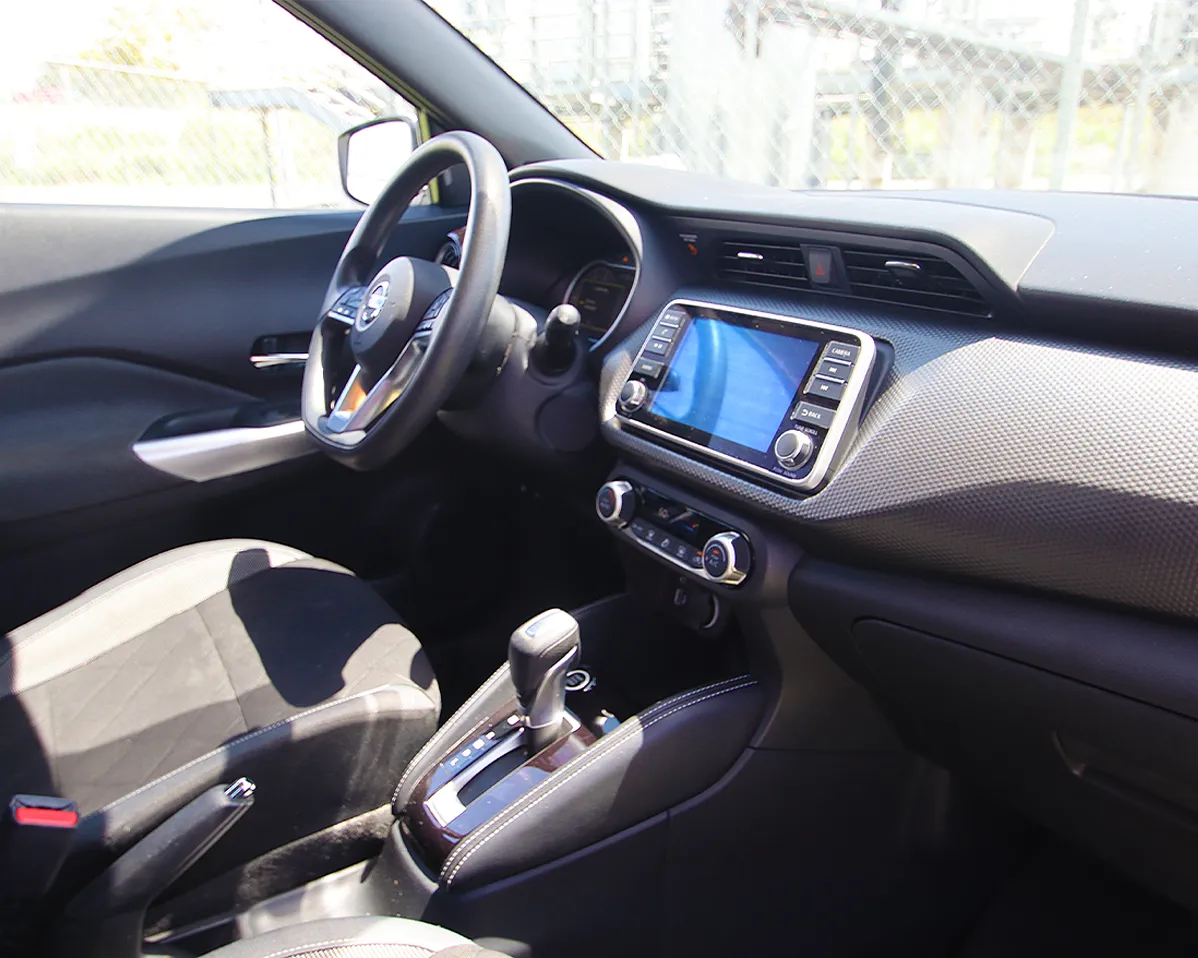 Nissan Kicks SV - Wheels Damar Auto Group