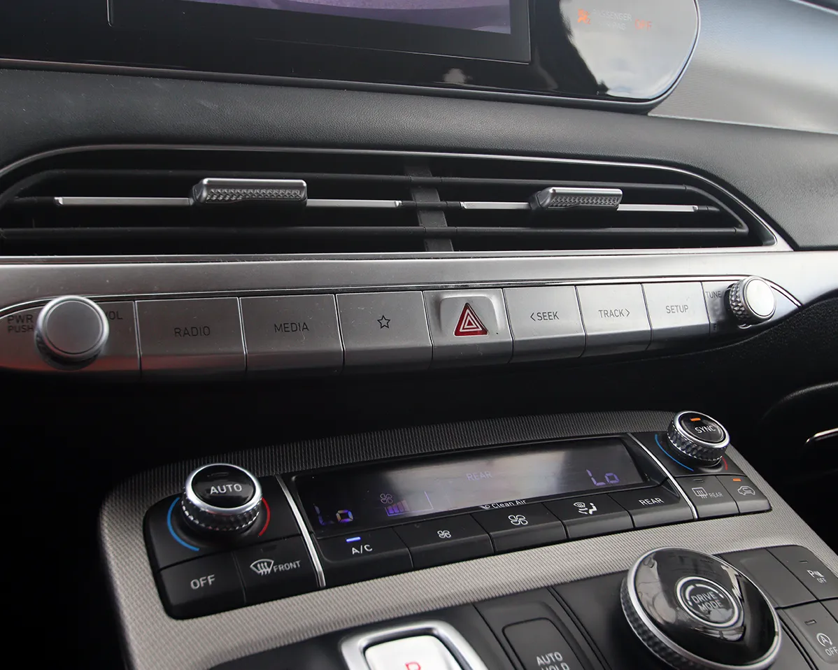 2022 Hyundai Palisade SEL - Wheels Damar Auto Group