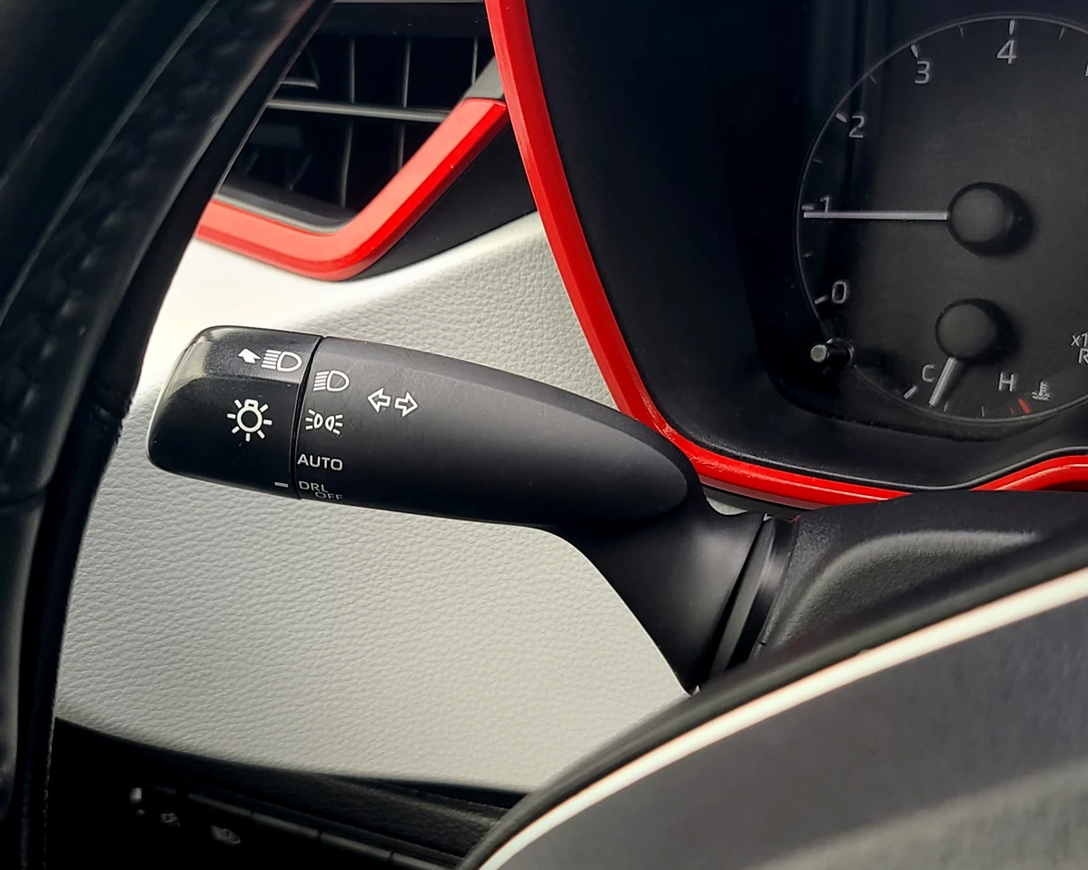 2023 Toyota Corolla Hatchback SE - Wheels Damar Auto Group